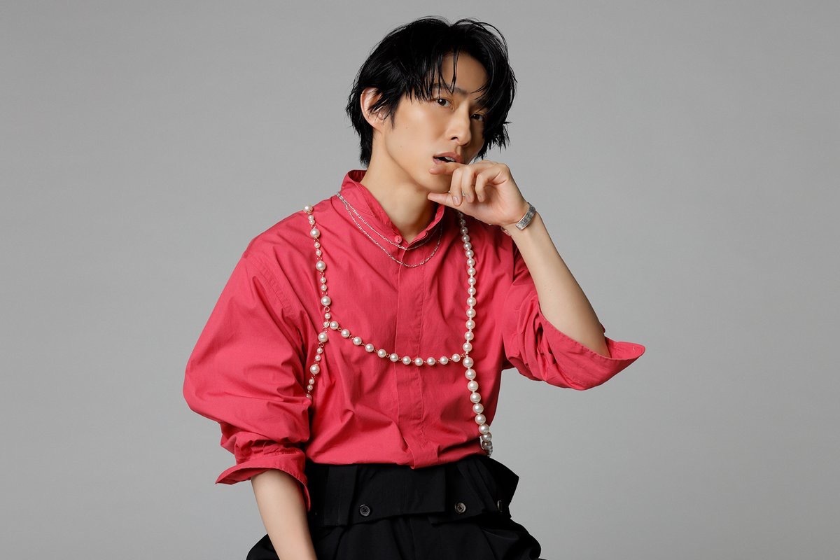 滝沢秀明さんの新会社・TOBE所属を発表した三宅健さん／画像はTOBE公式Twitterよりの画像 - KAI-YOU.net